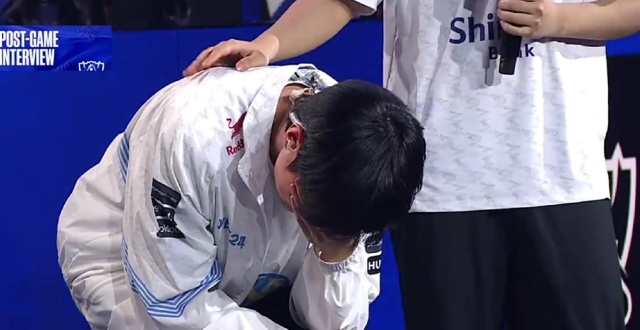 Faker痛哭原因被公开！Bang透露内幕：今年DRX，和S7三星一样_腾讯新闻