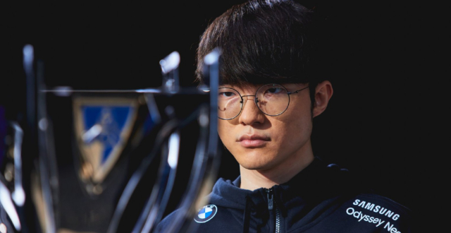 Kingen封神！DRX击败T1，Faker哑火，S12决赛响起战歌_腾讯新闻