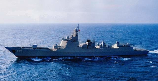 米格35空射导弹打击052D，俄军工宣传CG引关注，珠海航展现场播放_腾讯新闻