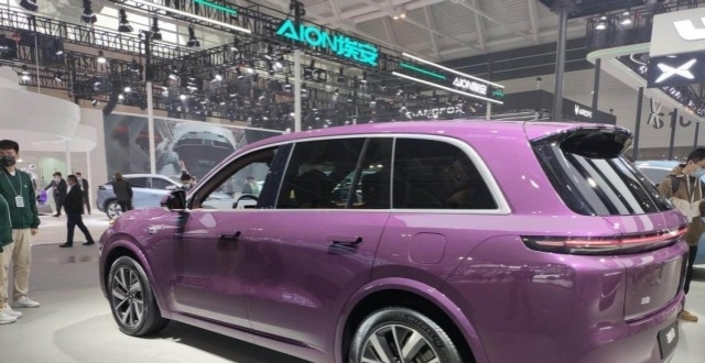 35.98万起售，理想L8亮相天津车展，续航可达1315公里_腾讯新闻