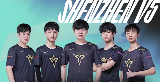 LPL突发场外大事件！Photic被曝有暴露癖，照片公开，遭全网嘲讽_腾讯新闻