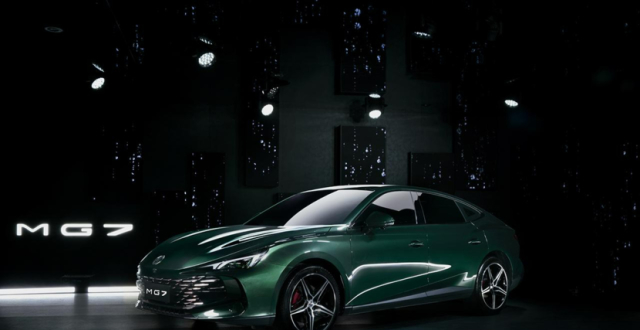 A7平替！MG7上市在即，无框车门大掀背，电动尾翼6.5秒破百_腾讯新闻