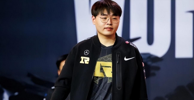 呼吸哥开启S赛后首播，观战NEST金句不断，爆料RNG转会计划！_腾讯新闻