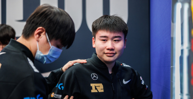 RNG新赛季有望保持原班人马？前V5教练爆料：Wei已经续约_腾讯新闻
