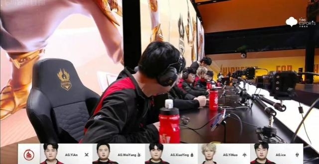 世冠积分榜：AG2连胜稳居第1，WB和Hero并列第4，TTG连败倒数第1_腾讯新闻