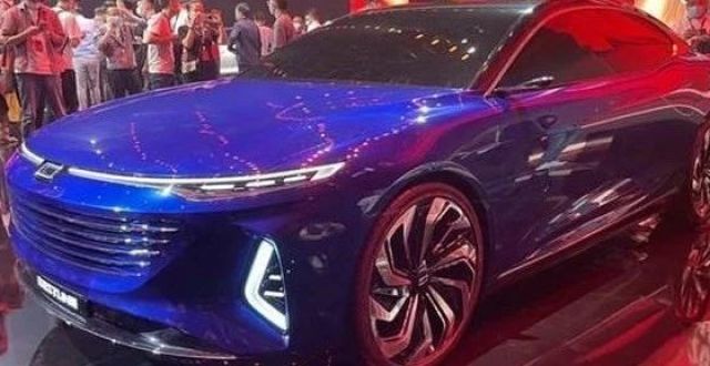 奔腾大改款B70曝光！采用新Logo 升级堪比换代_腾讯新闻