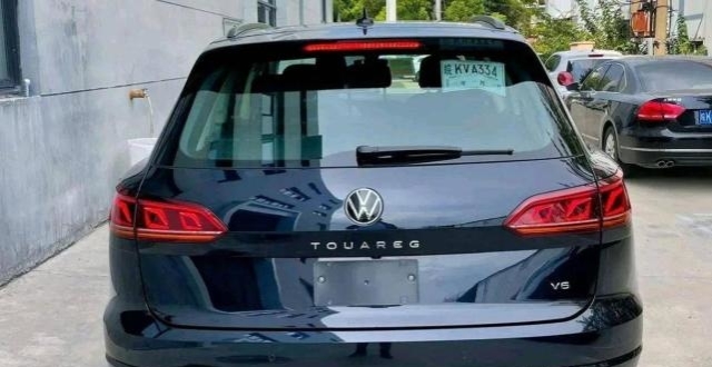 新款“途锐R”港口实拍！入门既旗舰，搭3.0T V6＋8AT！_腾讯新闻