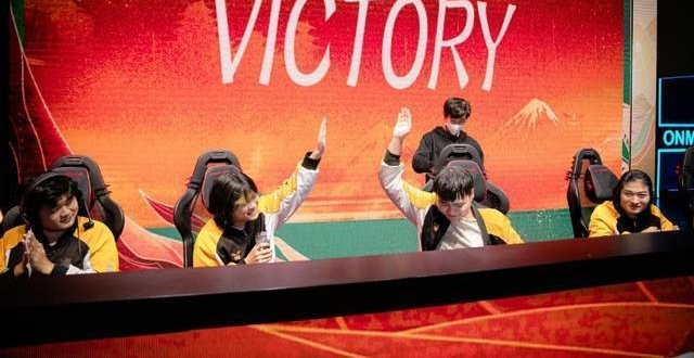 拳打LF脚踢OMG，少年轻狂难成大业？OPL沧海遗珠TK_腾讯新闻