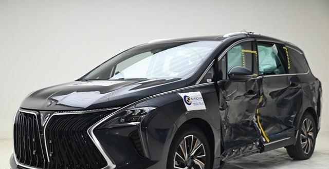 荣获2021版C-NCAP首个MPV五星认证，风行游艇重新树立行业安全标杆_腾讯新闻