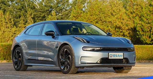 35万元巅峰对决 选蔚来ET5还是极氪001_腾讯新闻