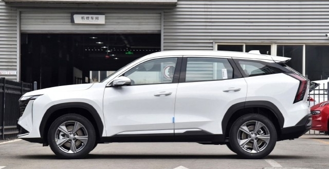 一分价钱一分货 博越L豪华型对比哈弗H6 1.5T Max 建议按需选车_腾讯新闻