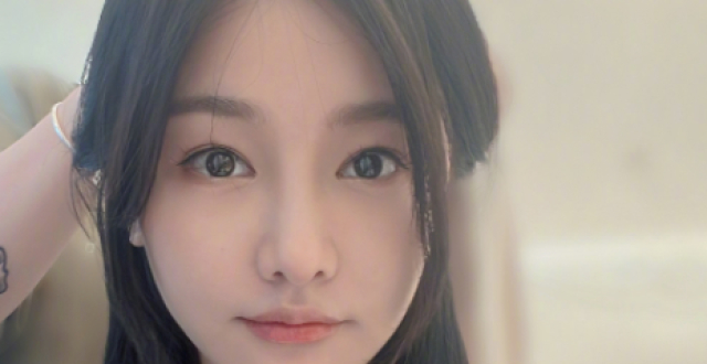 Th000和Fly直播中热议Miss！“电竞女王”真不是浪得虚名_腾讯新闻