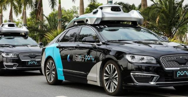 Robotaxi遇冷以后：高阶智能驾驶将成2023年角逐新焦点_腾讯新闻