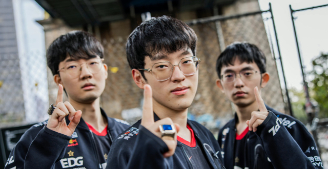 LPL全明星盛典来袭，Theshy入围最佳韩援，年度MVP悬念重重_腾讯新闻