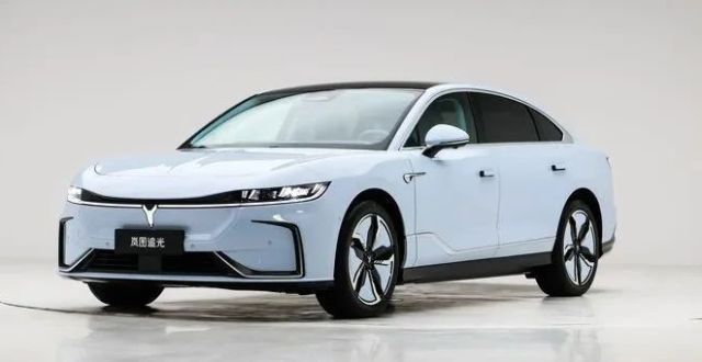 直面蔚来ET7/智己L7？抢先体验岚图追光_腾讯新闻