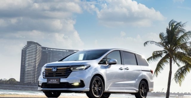 油耗不到6L/100km 续航超1000km？这些MPV才是家用王者！_腾讯新闻