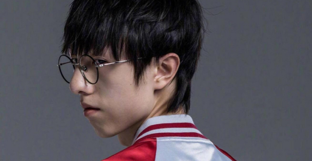 LML被淘汰后，Mlxg立马联手硬币哥加入LBL，再次备战比赛_腾讯新闻