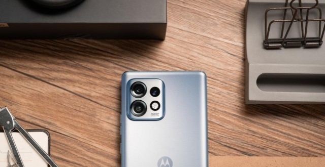 moto X40深度体验：旗舰配置拉满，争做手机中的SUV_腾讯新闻