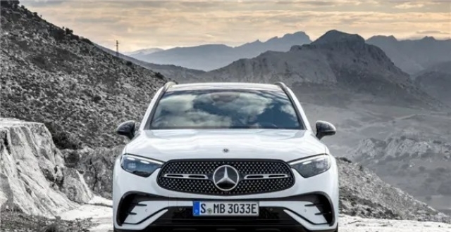 7座＋轴距加长 还配2.0T发动机 奔驰GLC即将换代！_腾讯新闻