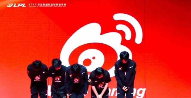 继OMG后，WBG和LNG新队服也曝光了！WBG很帅气，LNG也很好看_腾讯新闻