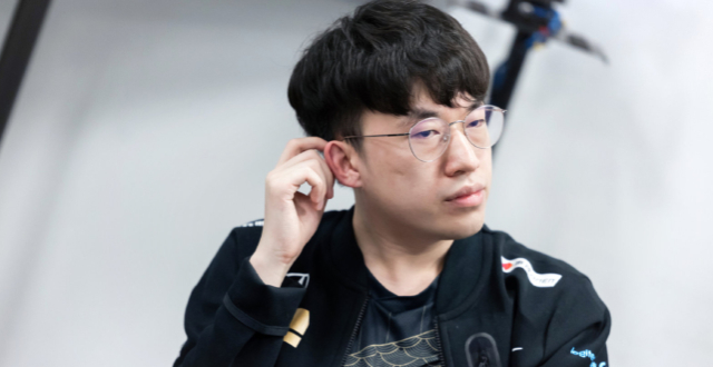 RNG又要赔钱了？和WBG合同纠纷一审开庭，判定RNG被执行827万_腾讯新闻