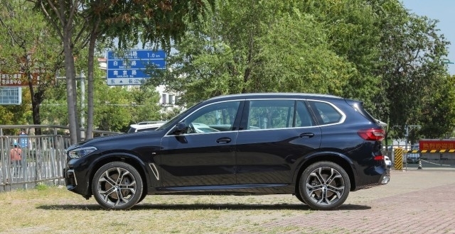 北欧豪华遇上德系豪华，沃尔沃XC90与宝马X5L怎么选？_腾讯新闻