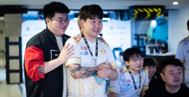 112斩获淘汰王，BOSS杯第二周分组出炉，4AM和PeRo再战学区房_腾讯新闻