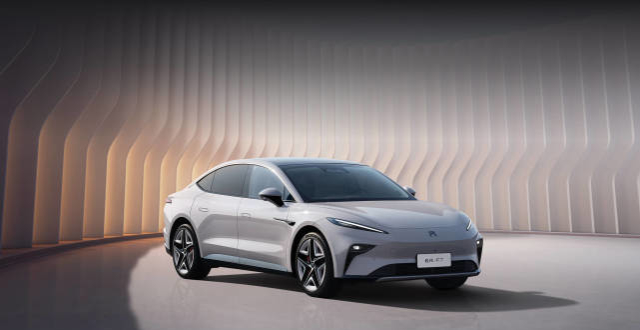 剑指蔚来ET5、极氪001，这部车扬言要做2023年的新爆款？！_腾讯新闻