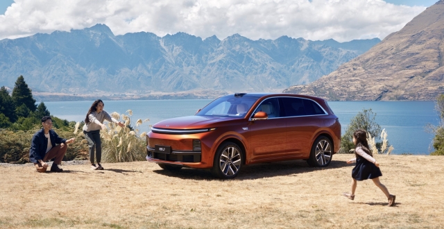 31.98万元起售！理想L7入局五座SUV市场，将与L8“左右互搏”？_腾讯新闻