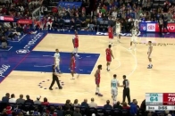 【回放】NBA常规赛：黄蜂vs76人第3节英文原声回放_腾讯新闻