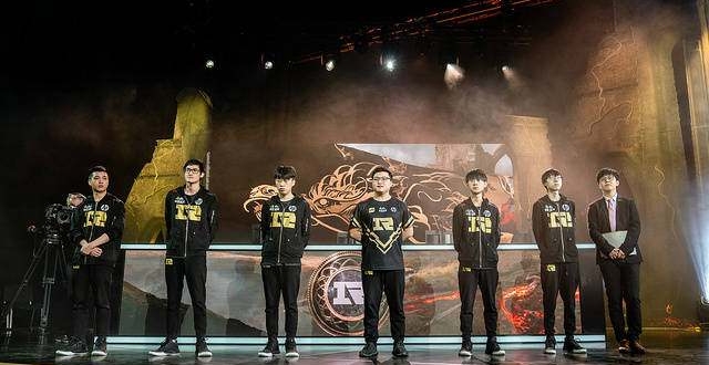 S8最新赔率：RNG夺冠赔率领跑 剑魔将是最火英雄？_腾讯新闻