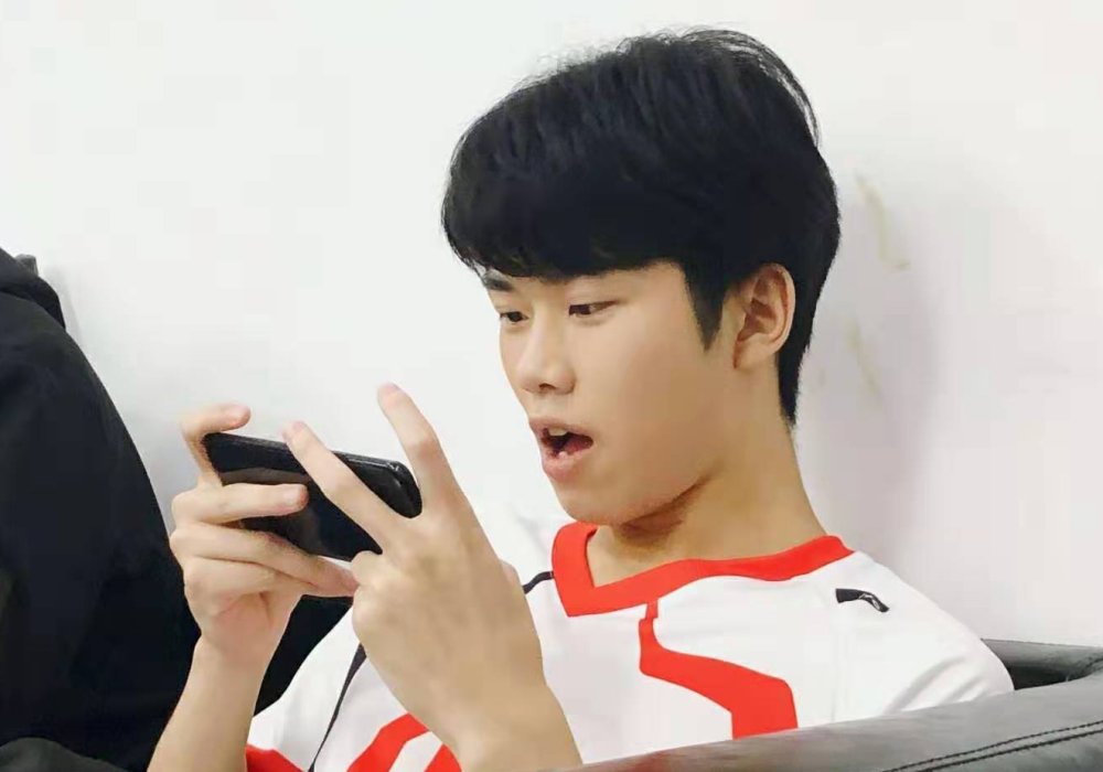 王者荣耀：eStarPro等着！AG超玩会零封RNG.M，下一个就是你