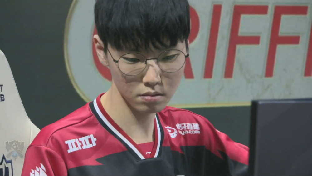 羊来了，G2二十九分钟送格里芬首败，LCK只有李哥的SKT能看吗