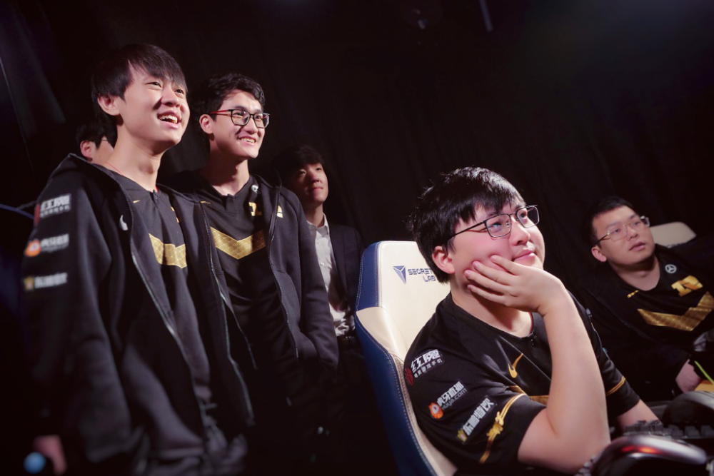 斗鱼S9：RNG将迎来生死之战？网友表示，真担心SKT放水FNC