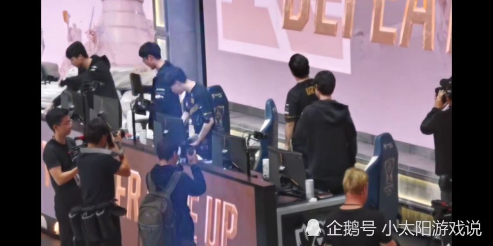 S9趣闻：RNG止步16强之后，IG、FPX核心选手全是韩援！