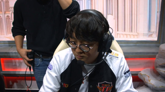 SKT击败SPY成功晋级四强，但整场比赛下来，中野问题真的很大