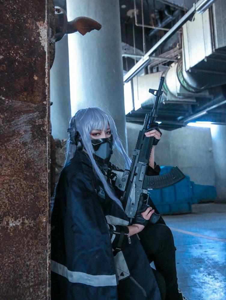 少女前线AK12沙雕图-千图网