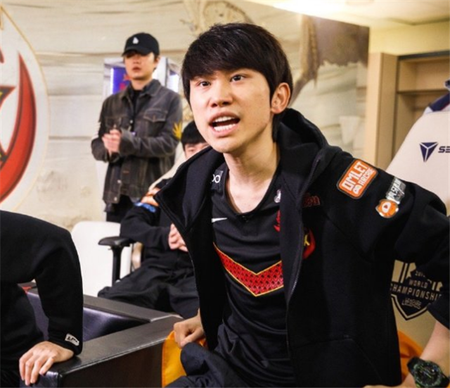 S8和S9冠军对决？金咕咕单挑theshy！其中一个人慌了：这不公平