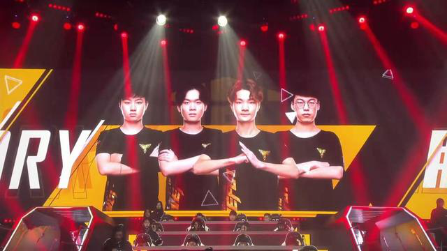 和平精英PEL：agfox和wefun成晋级赛黑马，4AM都被碾压