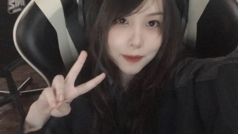 爆火的巴西女辅助要来YM？PDD：长相甜美，技术也值得培养！