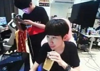 LOL：FPX官宣Khan加入，网友调侃：韩语老师终于来了！