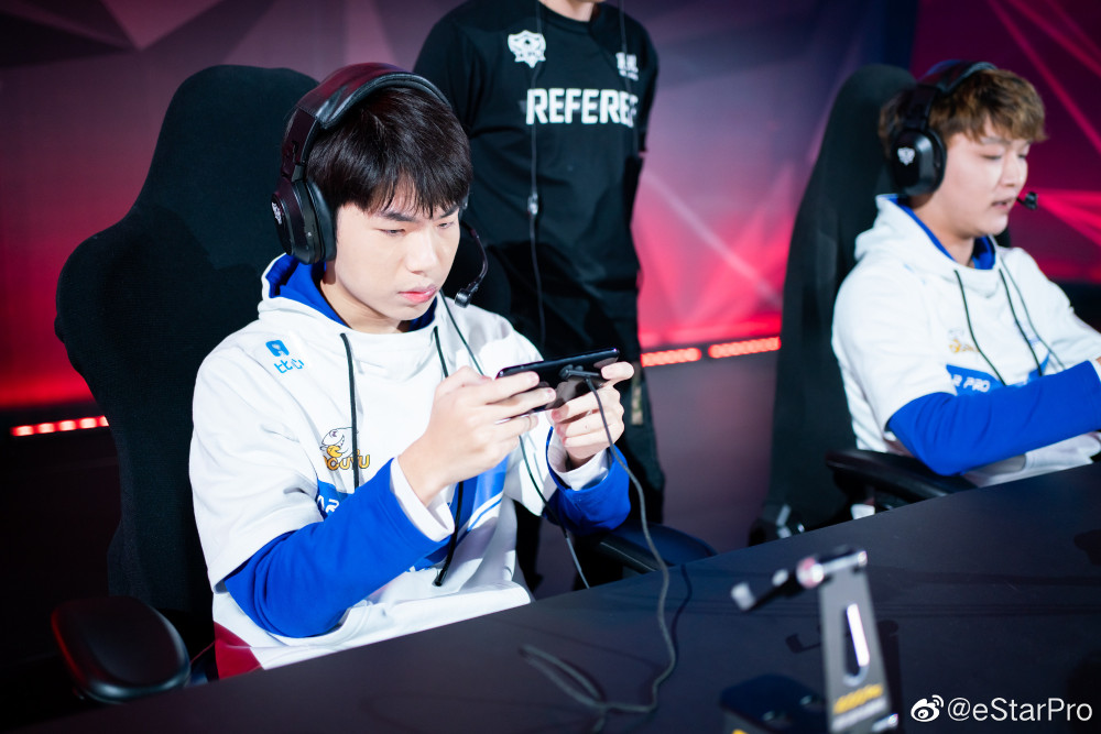 Gemini：KPL有2个位置的选手很稀缺，其中1个是QG一直以来的痛