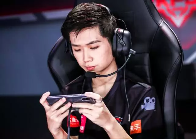 得久诚后的DYG如虎添翼，训练赛屡战屡胜，实力与AG、QG并列第1档！