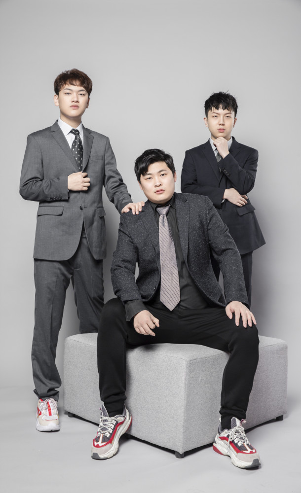 AG月光以“对手身份”大胆猜测：QG的主教练并非SK，而是bao！