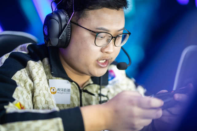 AG零封QG，770好像“变了”一个人，出装、皮肤、打法等习惯变化很大