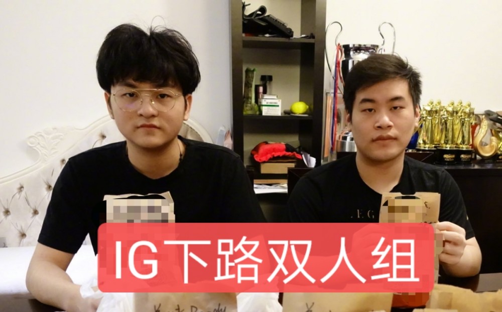 LOL：IG“新神归位”！谜之BP前期挖坑，下路双人亲手导演逆风偷家！