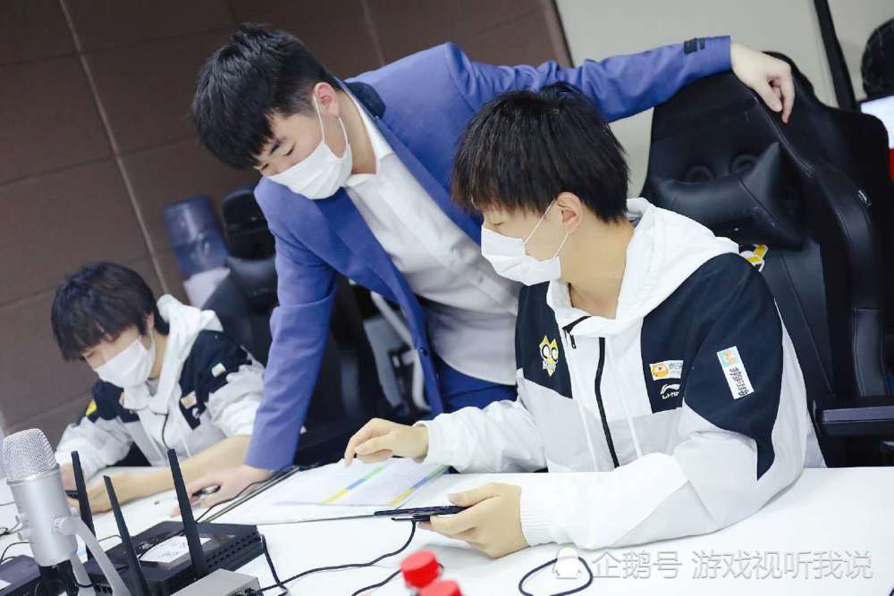 QG继续“雪藏”770，两连败仍不调整，对阵XQ首发让粉丝“惶恐”！