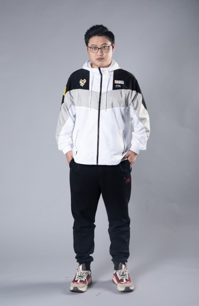 AG月光以老对手身份点评QG：选手对770的依赖，已形成“肌肉记忆”！