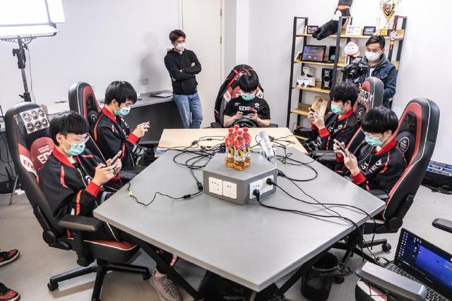 DYG3-0零封EDGM，久诚干将重出江湖，伪装临危受命无济于事