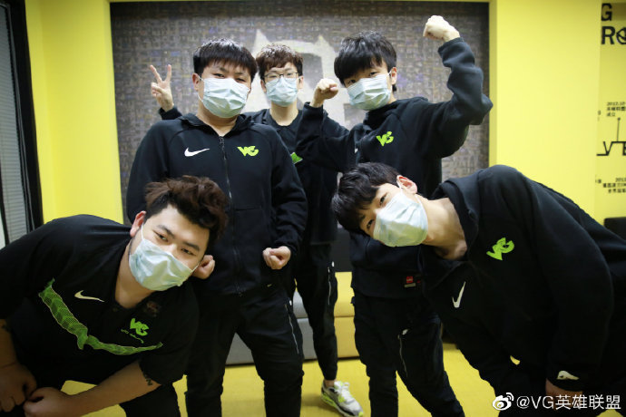 拳打RNG，脚踢FPX，如今却要无缘季后赛，今年的VG问题出在哪？